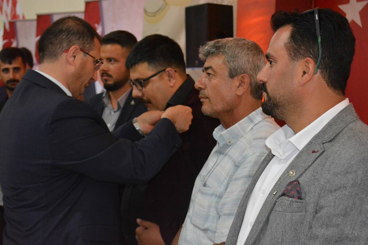 MHP ilçeleri gezmeye devam ediyor MHP ilçeleri gezmeye devam ediyor
