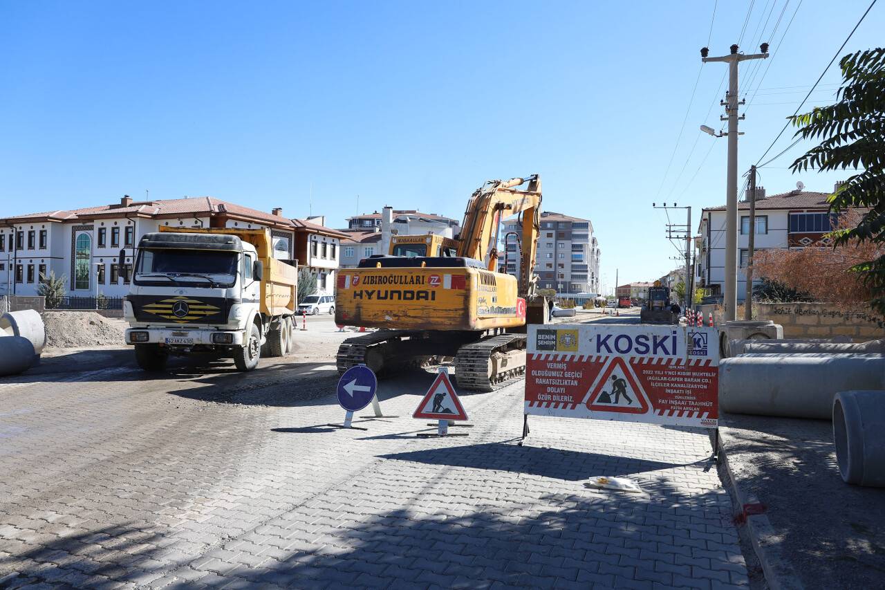 Kulu’da kanalizasyon şebeke hatları ıslah ediliyor