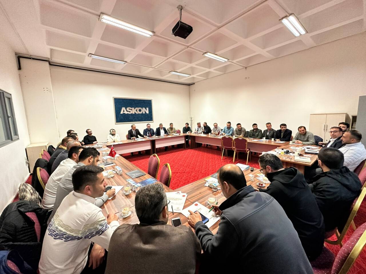 ASKON Konya depremzedelerin istihdamı için seferber oldu